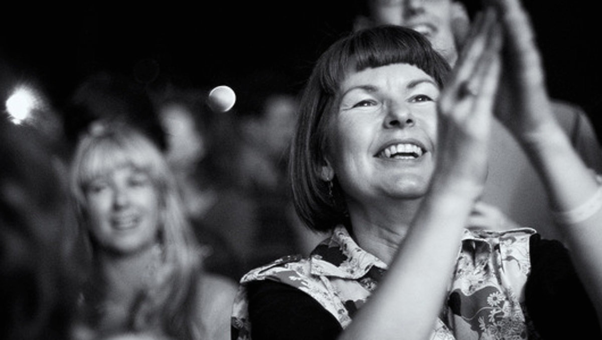 Win at Clapping in Church