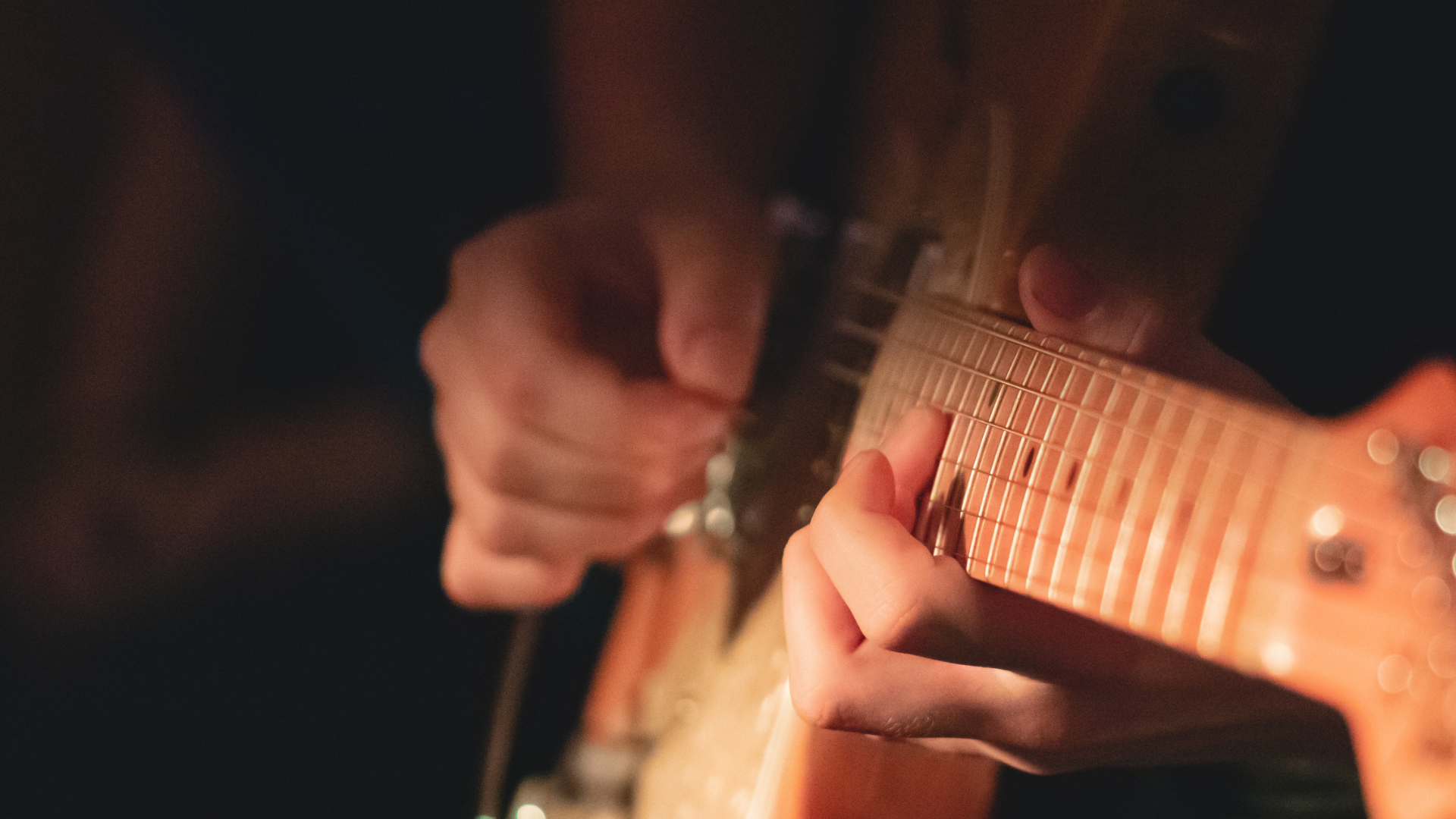 “Part 2: Lead Chord Concepts” electric guitar Lesson at Worship Artistry